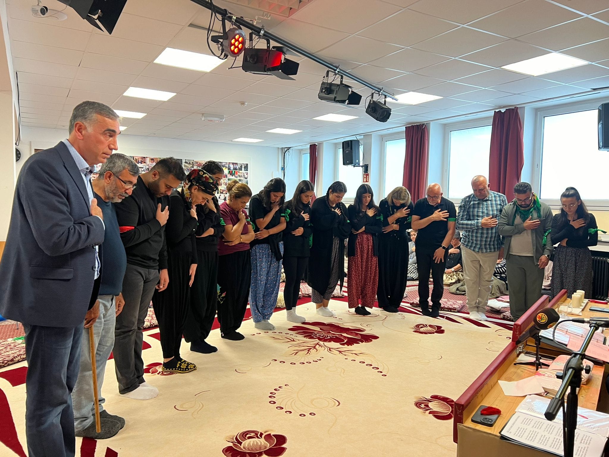 AKM- Cemevi Köln’de Birlik Cemi bağlandı / Video – Alevi Haber Ağı